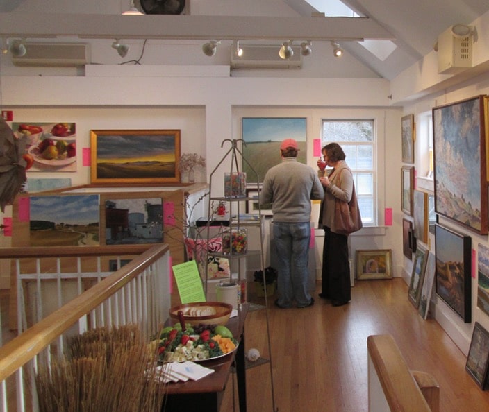 N TOP TEN: March 2016 - Nantucket Magazine