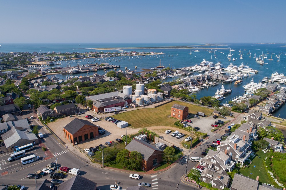 TANKS FOR NOTHING - Nantucket Magazine